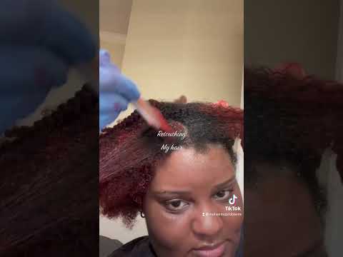 Resting my hair. Loreal hicolor in red. #naturalhair #naturalhaircare #haircolor #hairdying