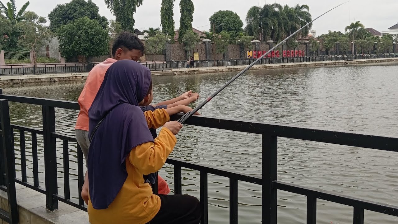 Rekreasi Akhir tahun 2024 liat ikan Lompat Lompat - YouTube