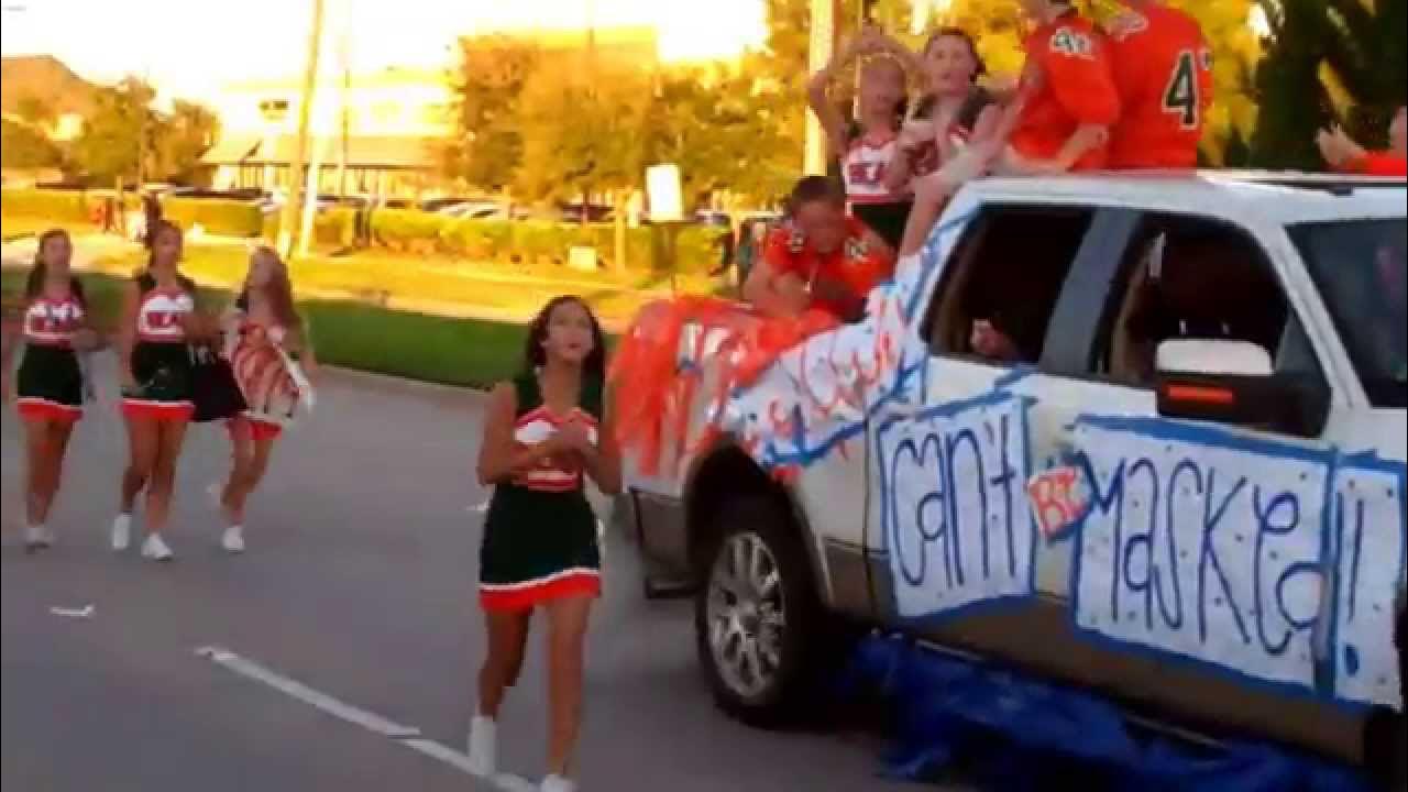 SLHS Homecoming Parade 2014 - YouTube