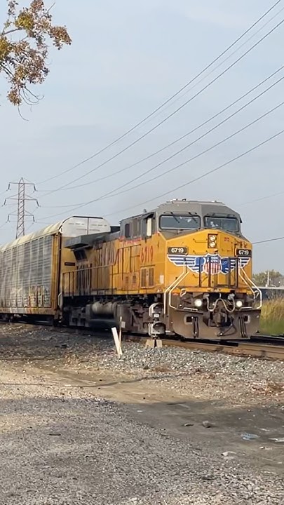 Ex-CNW leader on CPKC 734! #shorts #railfanning #unionpacific - YouTube