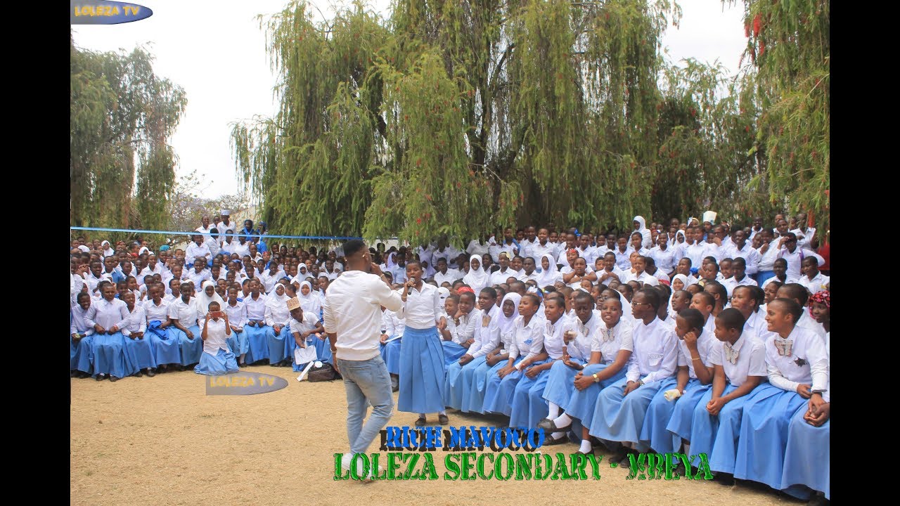 Rich Mavoco wa WCB Alivyo Tumwa Awapelekee salam kwa WCB: Loleza ...
