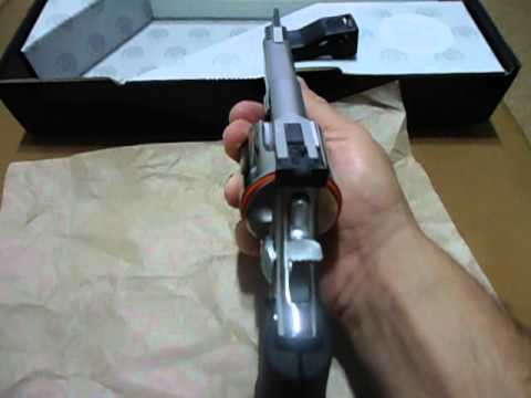 Revolver 838 8 tiros - YouTube