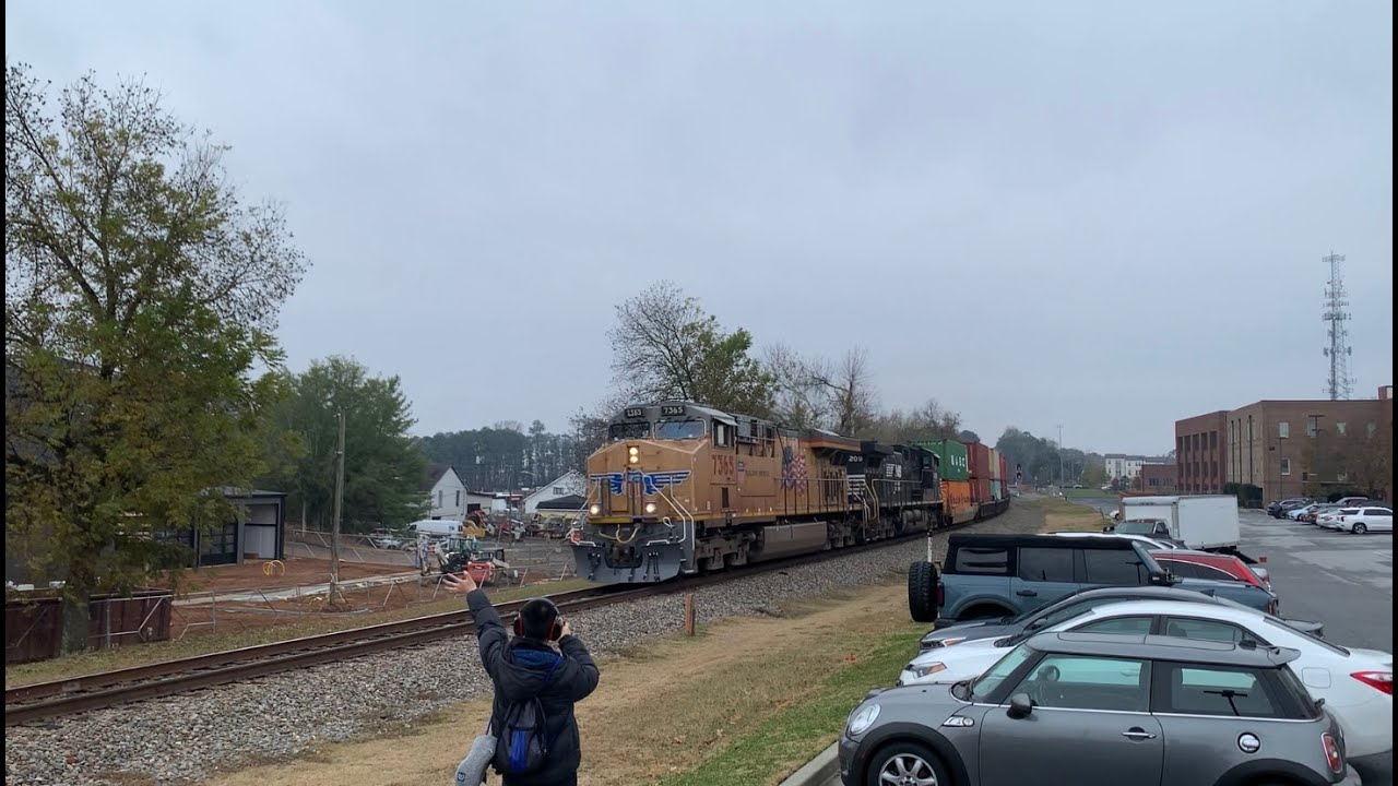 UP 7365 Leads NS 242 (With @railfanteamjoshuaofnorthga5276) Thru Duluth ...