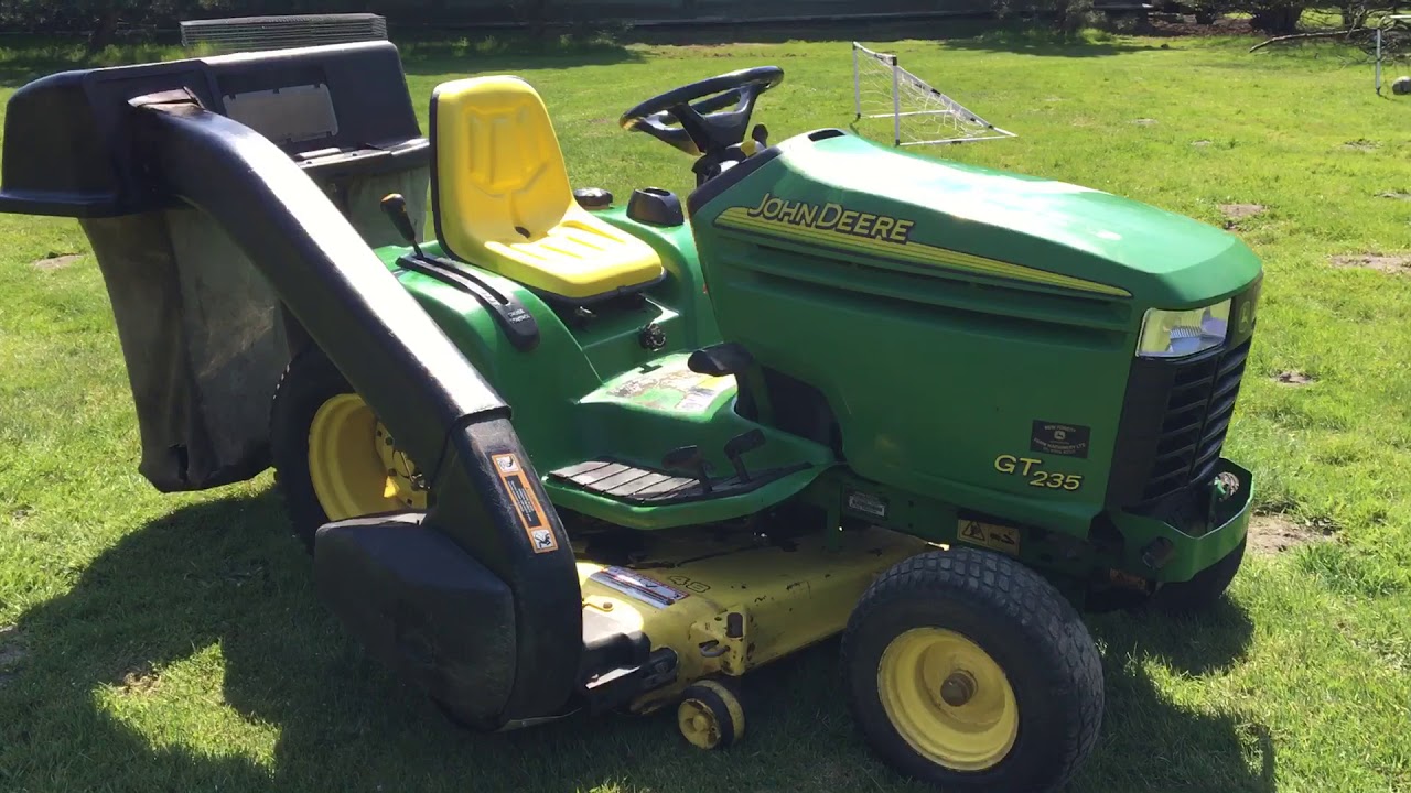 John Deere gt235 overview - YouTube