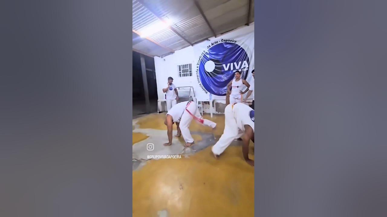 Mestre Fábio VIVA - Capoeira - YouTube