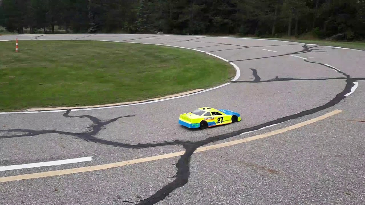 1/4 scale rc oval race 1, part 1 - YouTube