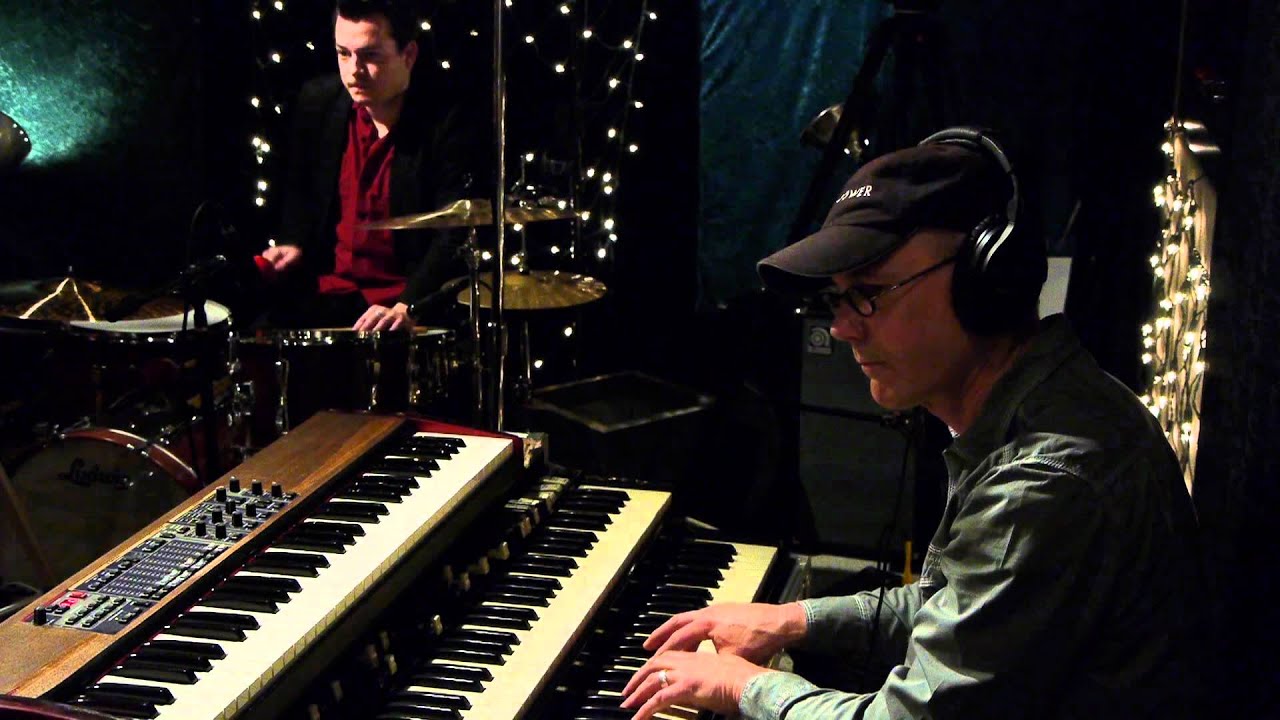 James Apollo - Two By Two (Live on KEXP) - YouTube