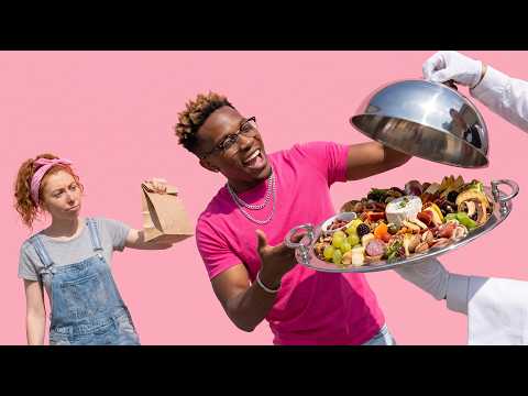 VIP Popular VS Unpopular in the VILLAGE | Relatable situations by La La Life