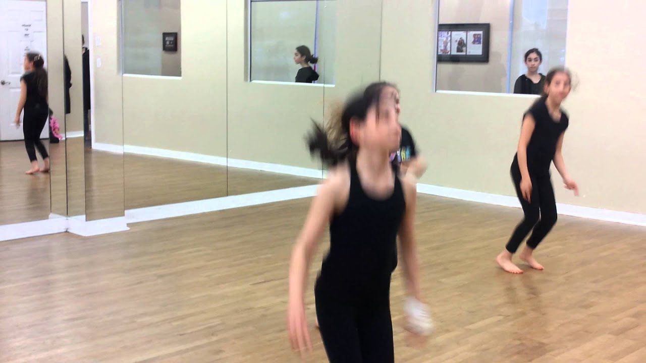 Hadassah at vibe 9 to 11 acro. Recital dance - YouTube