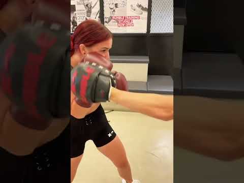 FEMALE BOXER ⚡️ #girlswhobox #boxing #boxingtraining #boxingmotivation
