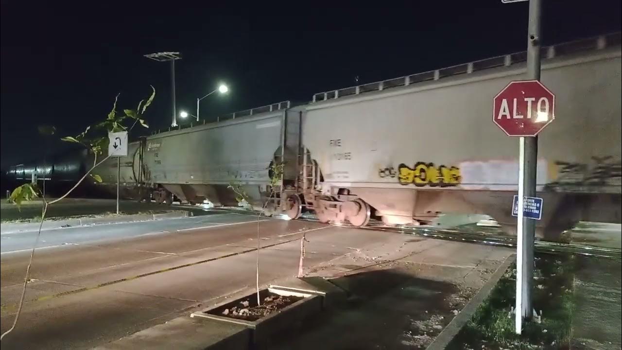 Directo Empalme Guadalajara FXE 4664 Rumbo Sur - YouTube