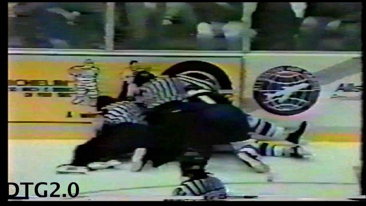 Greg Smyth (Halifax) v Jeff Greenlaw (Jax) 1988/89 - YouTube