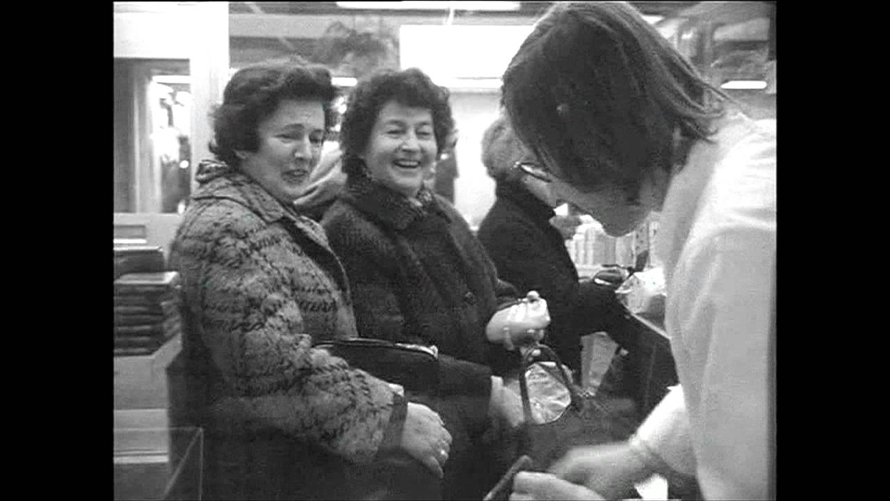 POETS De Banketbakker FRITS BOM - YouTube