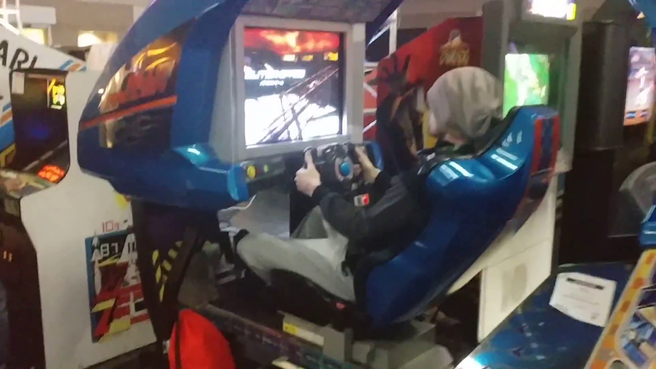 PRGE 2018 Freeplay Arcade walkthrough tour - YouTube
