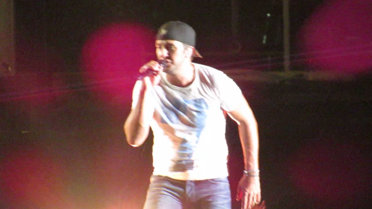 Luke Bryan - Move - Hershey, PA - 6/4/16 - YouTube