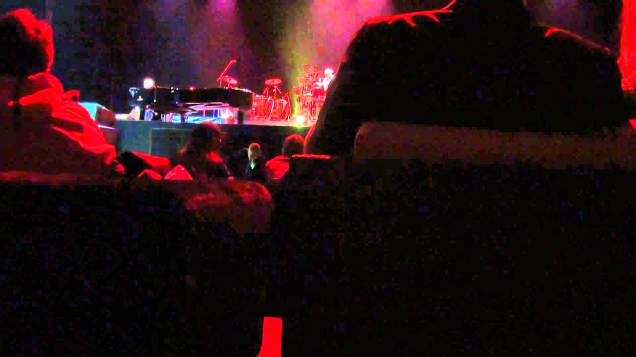 Elton John and Ray Cooper-Take me to the pilot-Live in Saint-Petersburg, Russia,13.12.2010 - YouTube