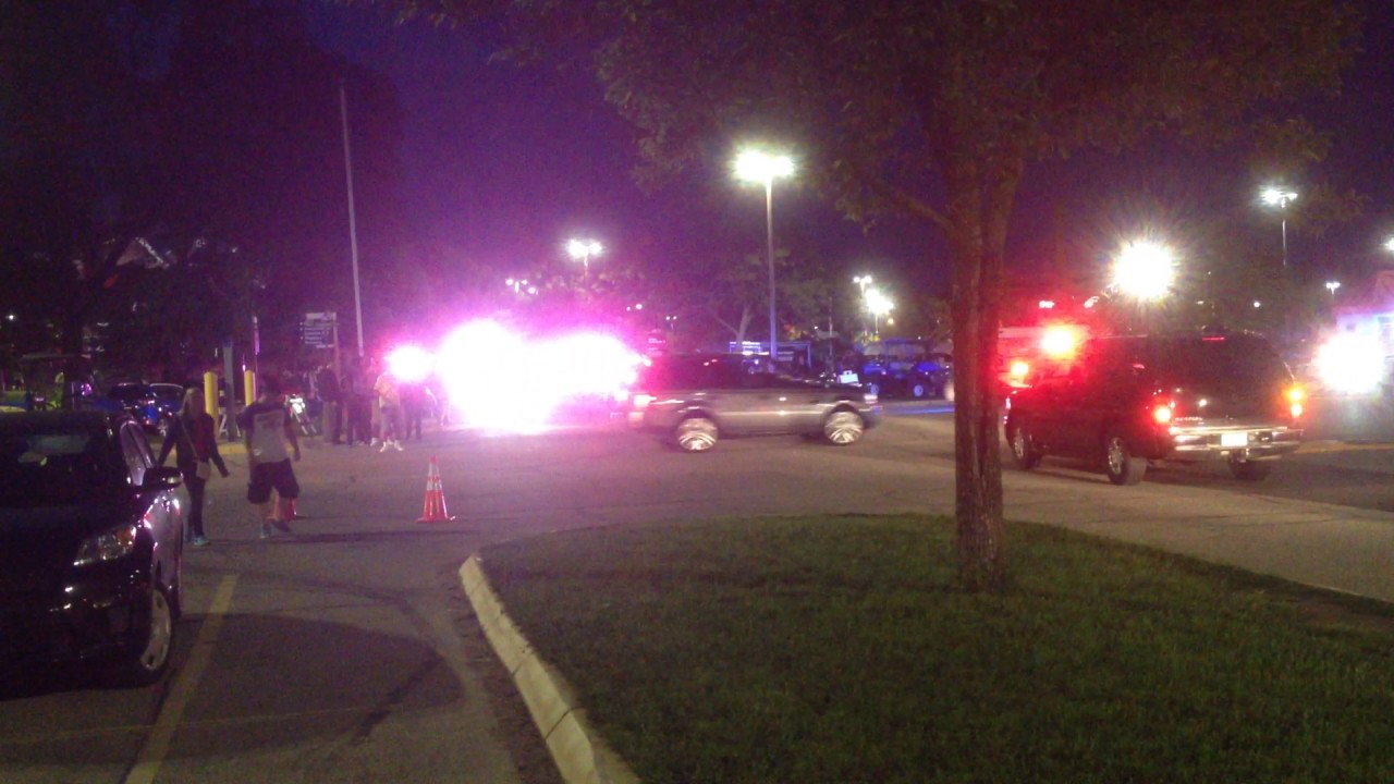 BRAT FEST MADISON WI POLICE FIGHT 2017 - YouTube