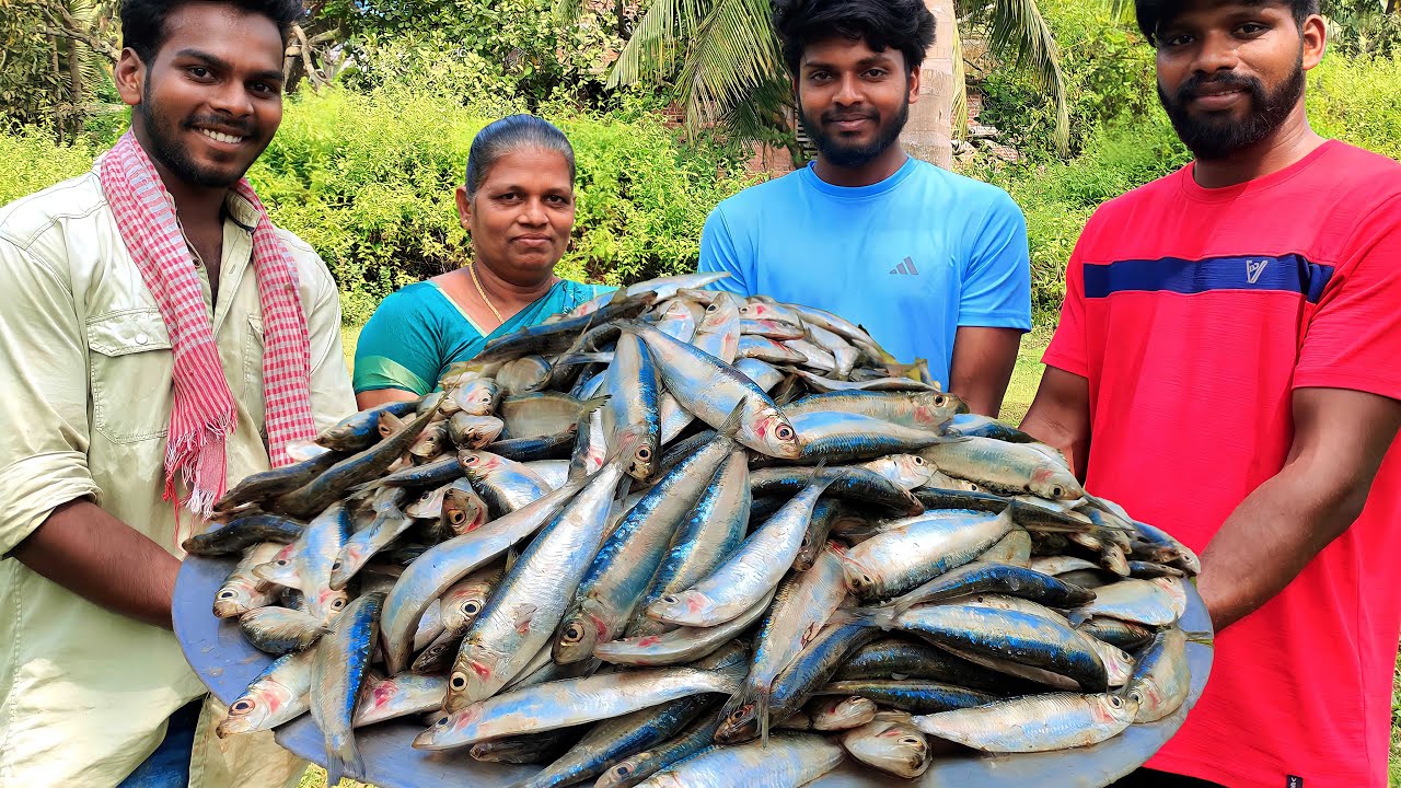 FISH CURRY Recipe | Traditional Fish Curry Recipe Cooking in Village ...