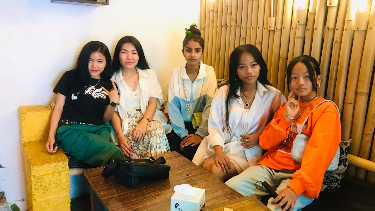 Dharan’s girls🫶//omg😱 यति धेरै राम्रीहरु 😁 ️ - YouTube