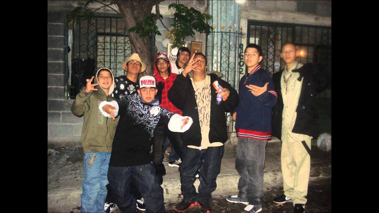 BARRIOO 13 TE QUEDASTE DONDE ESTAS Y PELEAS - YouTube