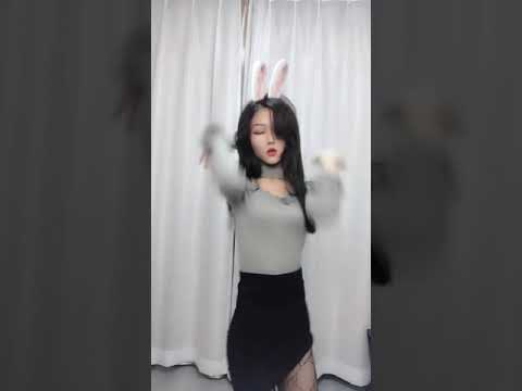 花椒直播 Hot Chinese BJ Sexy Dance 【miniskirt】
