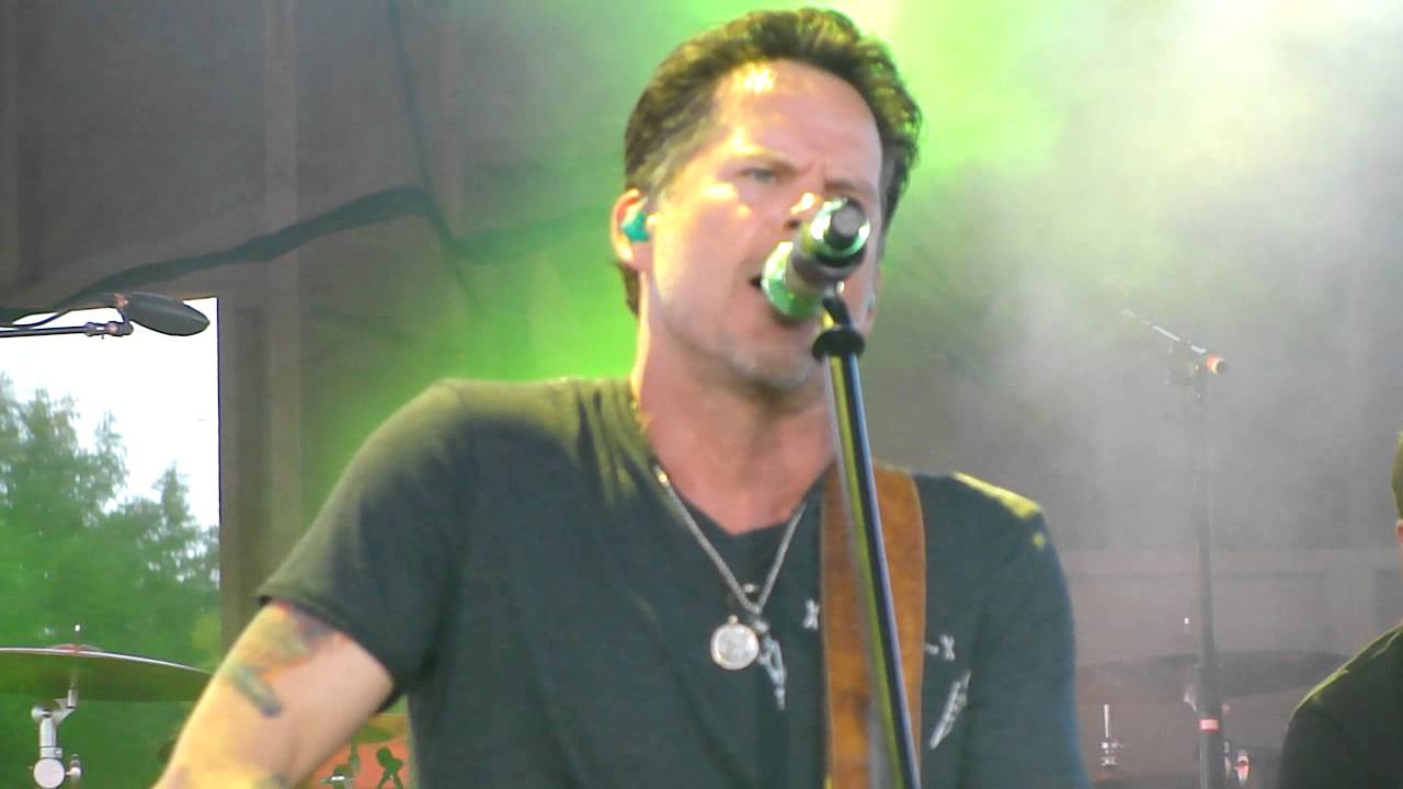 Gary Allan Mess Me Up - YouTube