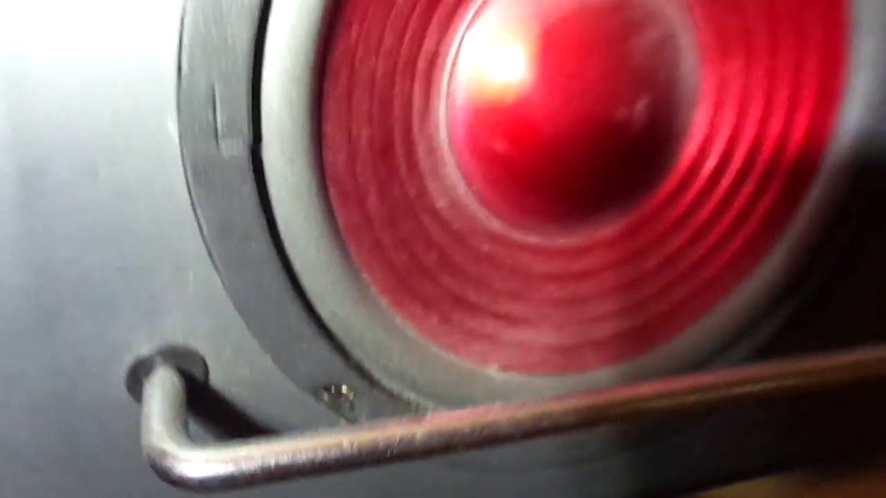 Roadmaster RTS3000 V Speaker Box ebay test - YouTube