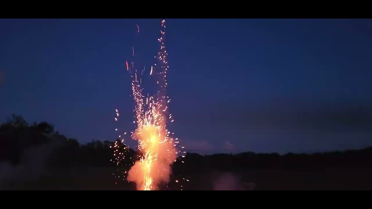 Depth Charge 500 Gram Firework (AFW) - YouTube