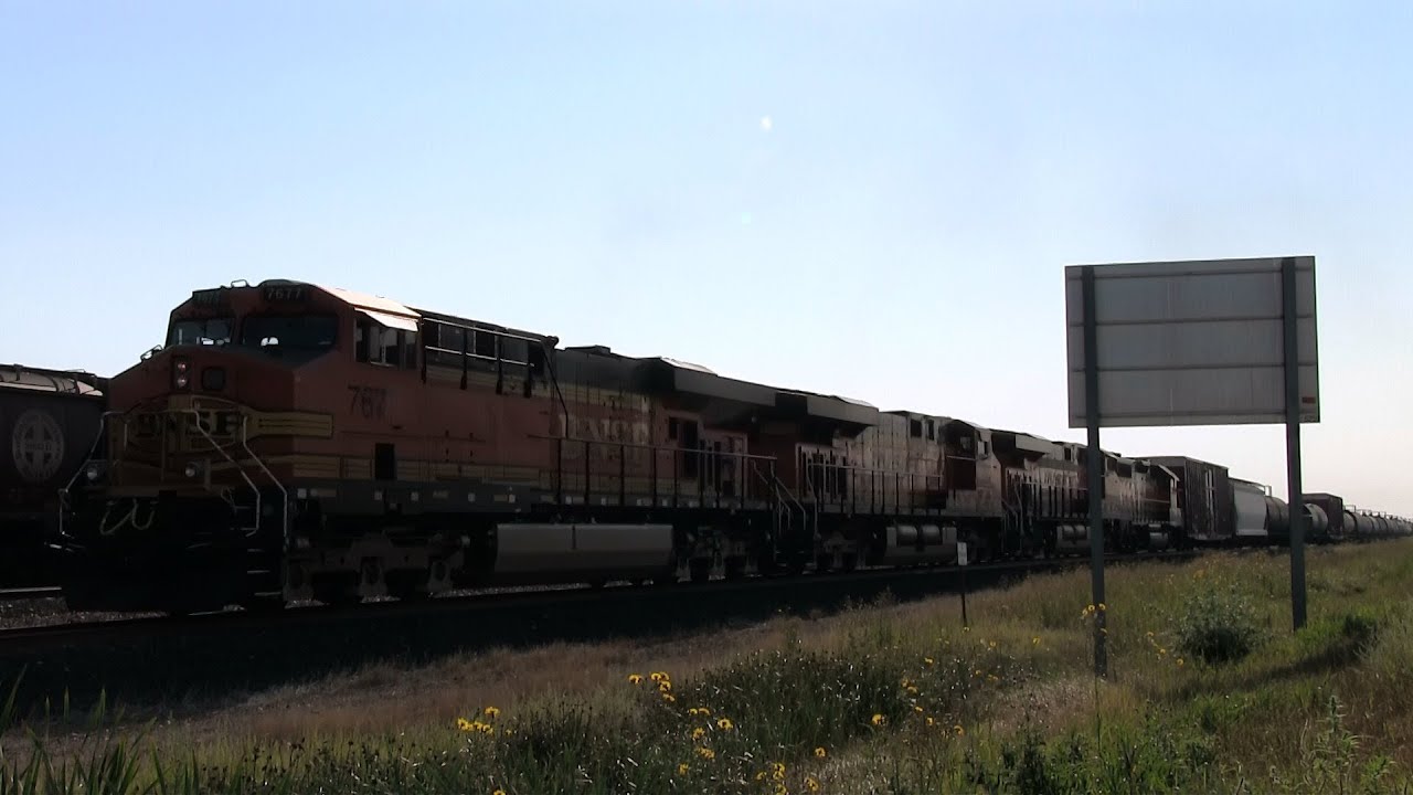 BNSF 7677 at Shelby (27AUG2013) - YouTube