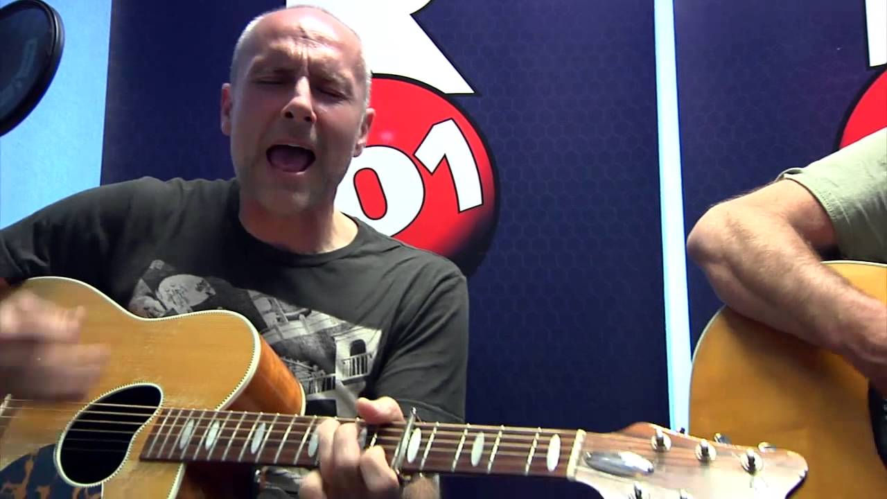 Barney Bentall - Life Could Be Worse (Live at Rock 101) - YouTube