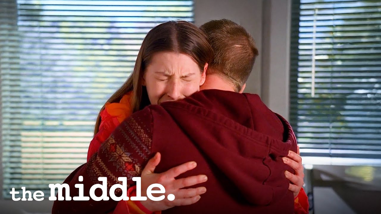 Sue Has to Break Up with Darrin After He Proposes | The Middle - YouTube