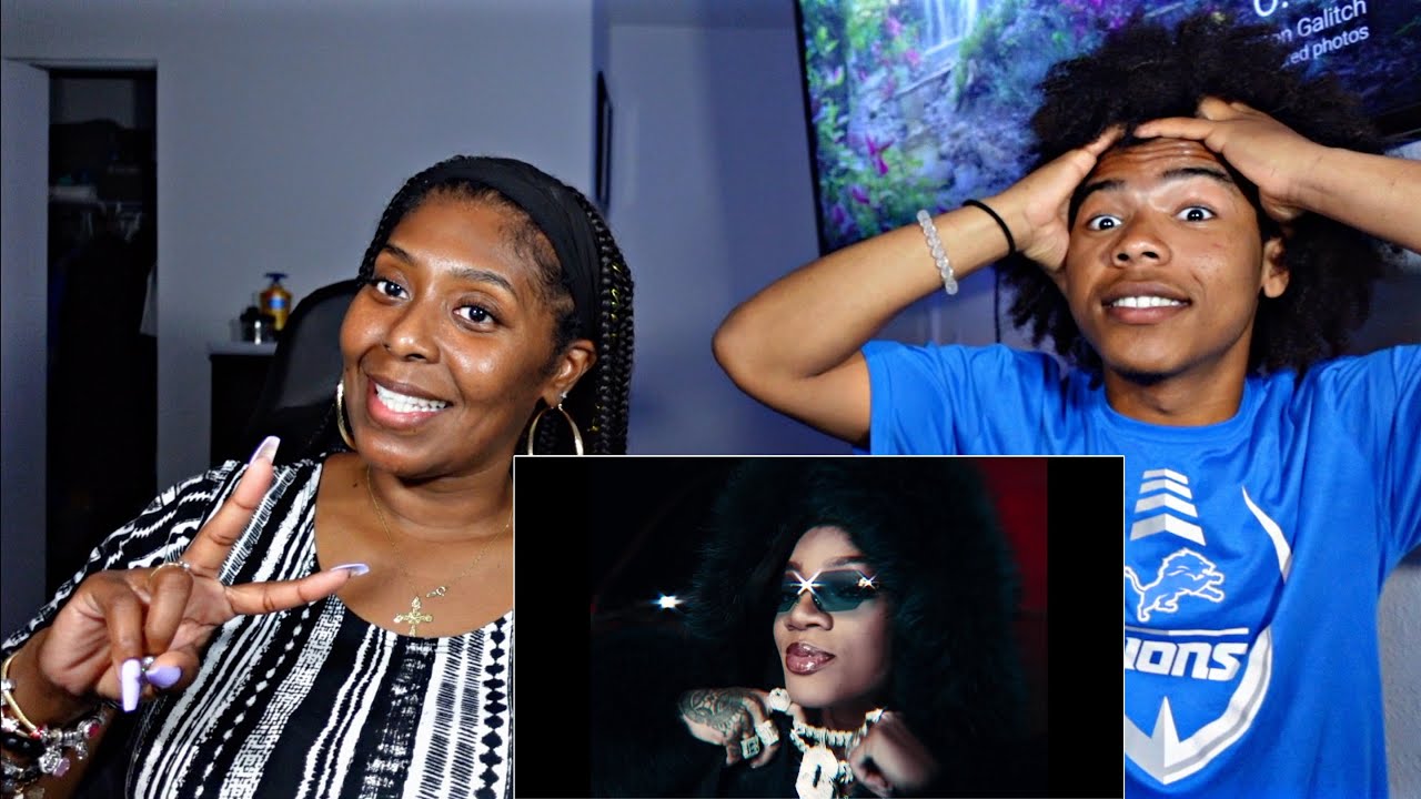 Mom REACTS To Glorilla - Yeah Glo! (Official Music Video) - YouTube