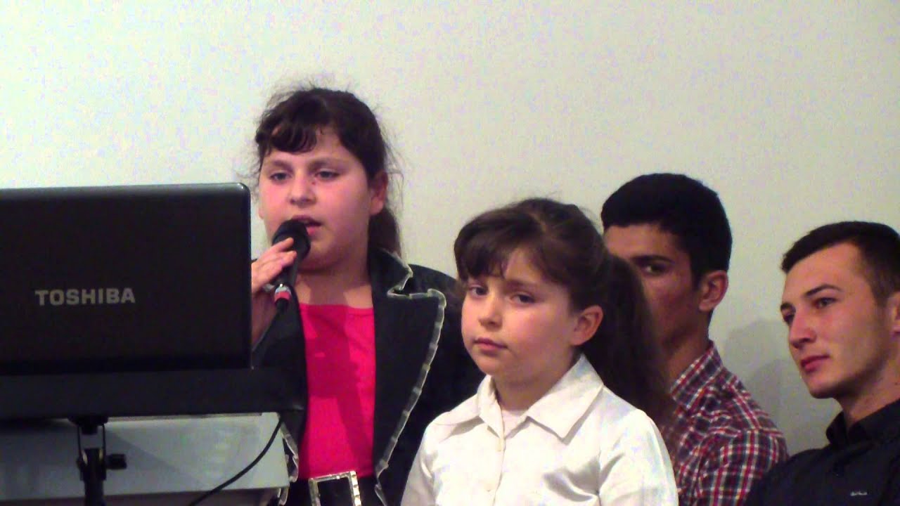 Sara si Ema Cristea- Te laud (Maria Cuc) - YouTube