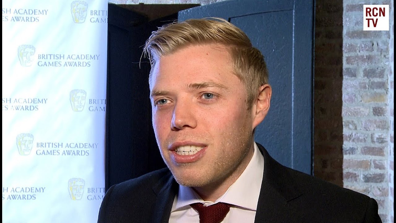 Rob Beckett Interview BAFTA Games Awards 2014 - YouTube