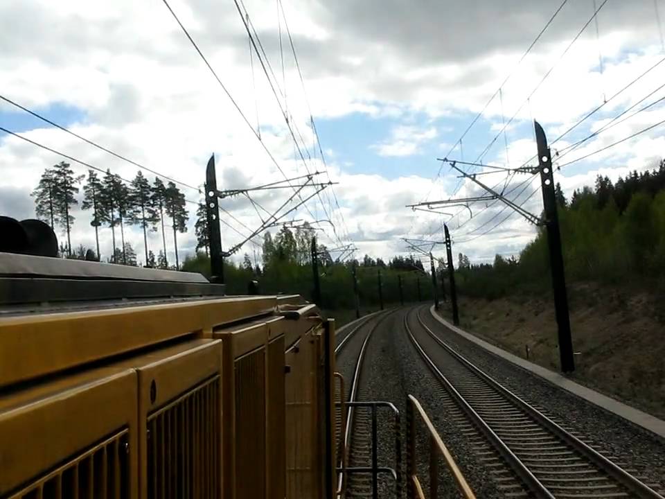 Cabview: Norwegian class 8 diesel locomotive between Oslo airport and ...