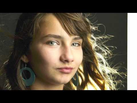 Meghan Beaudry - C'est ma fille qui chante !!! - YouTube