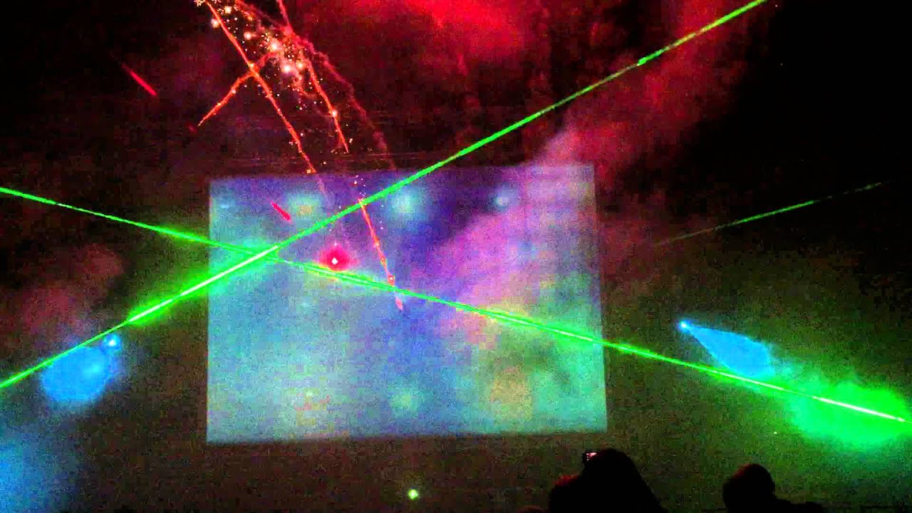 My video of fireworks and laser light show at Darien Lake 2015 - YouTube