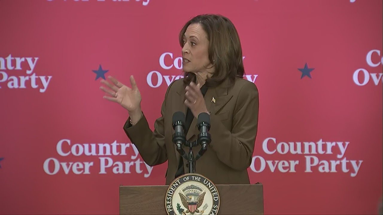 Kamala Harris rally in Arizona: FULL SPEECH - YouTube