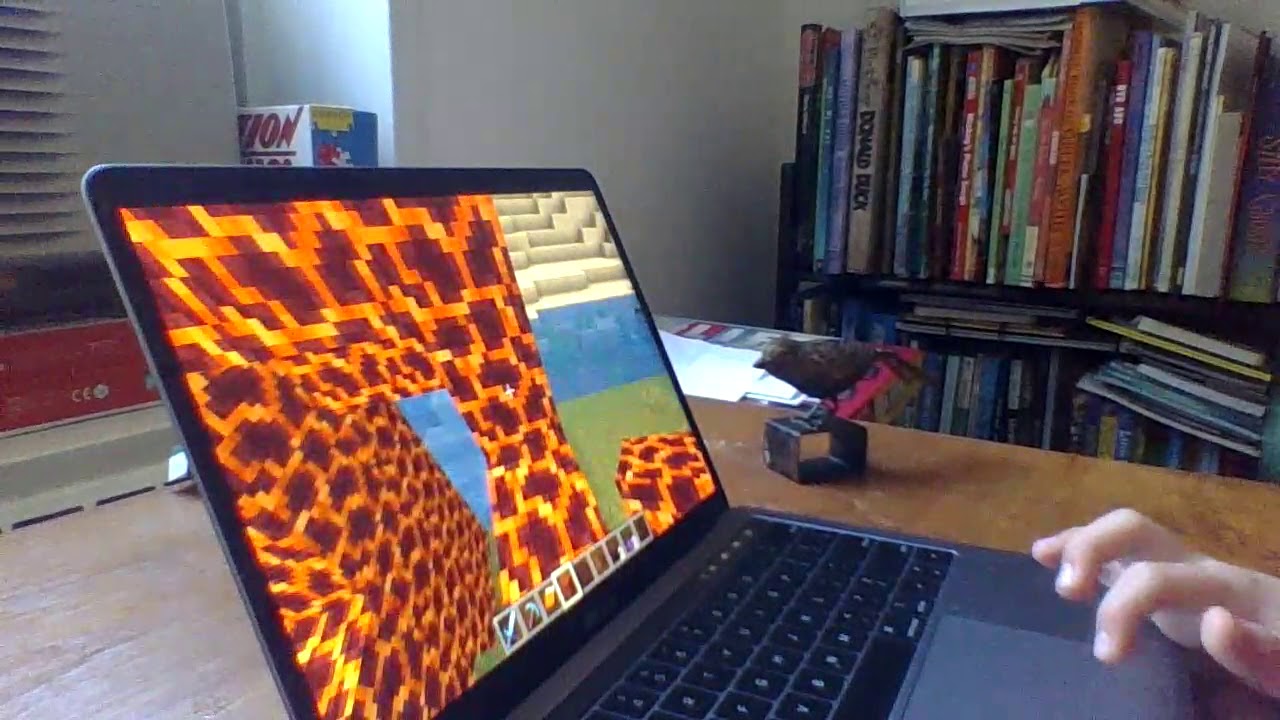 I have upgraded my minecraft world with a sick house - YouTube