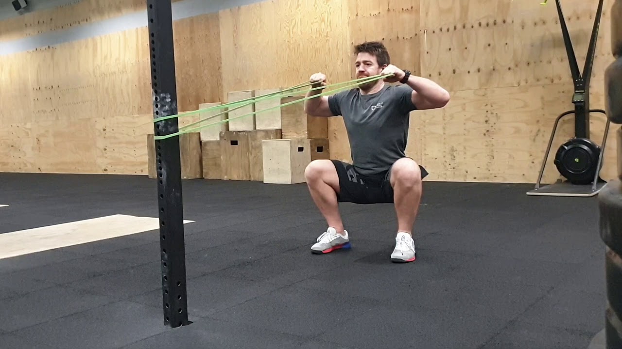 Band Face Pull in Squat Hold - YouTube