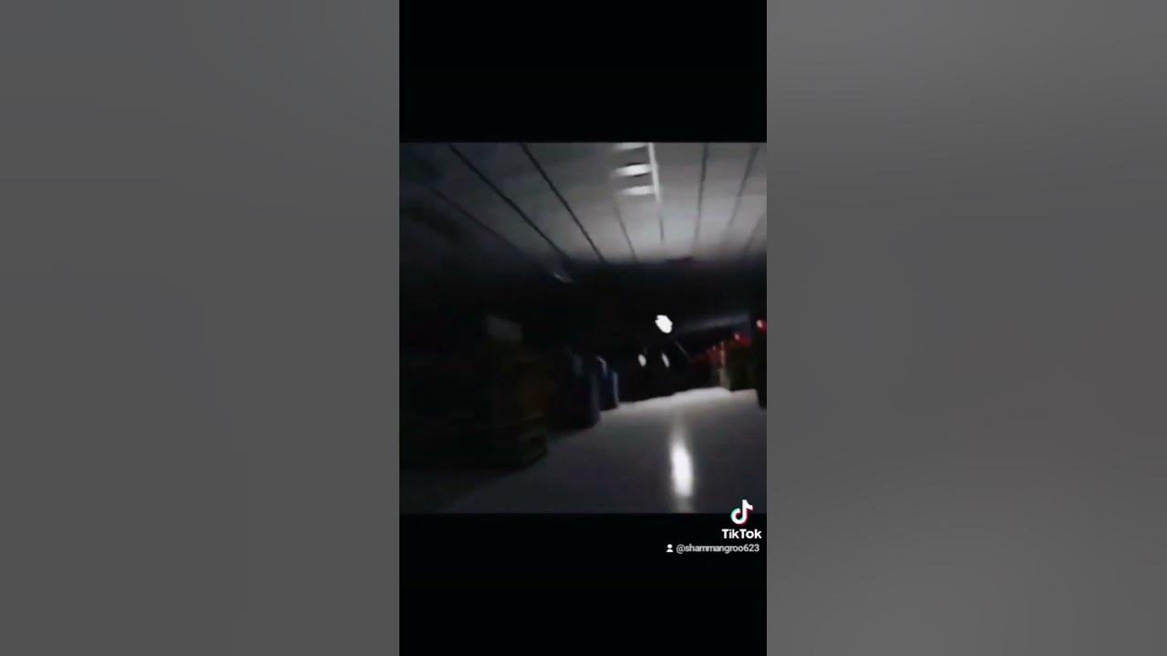 So this happen, kinda disturbing 😳 - YouTube