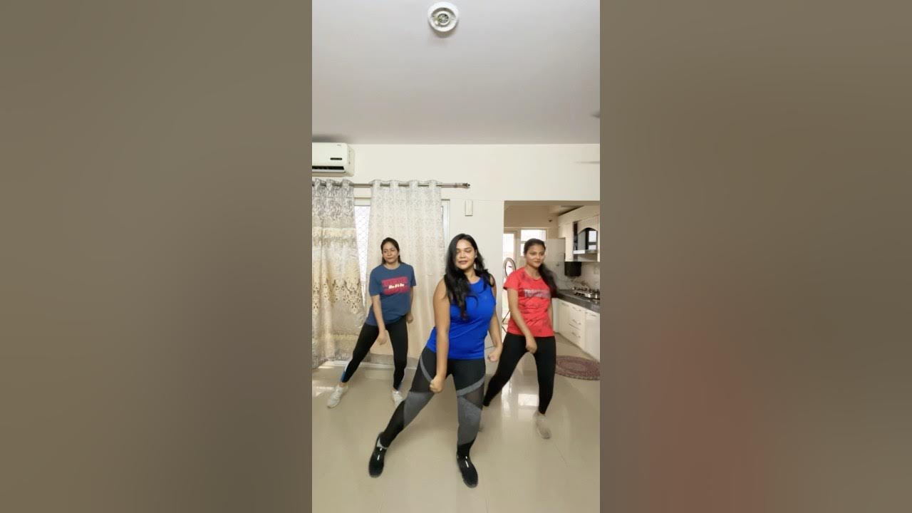 GASOLINA BHANGRA MIX ZUMBA #gaaolina #bhangradance #zumba #remix - YouTube