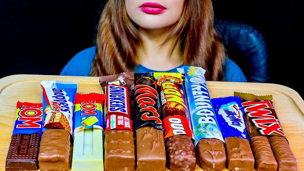 ASMR CHOCOLATE CANDY BARS MUKBANG EATING SOUNDS - YouTube