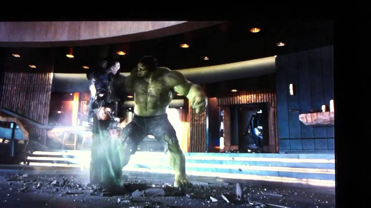 Hulk vs Loki - YouTube