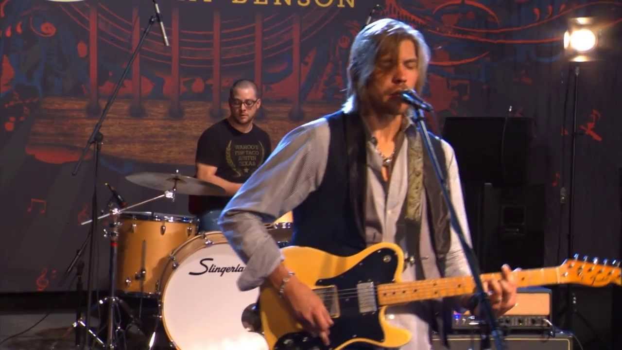 Austin Allsup Performs "Tongue Tied" on The Texas Music Scene - YouTube