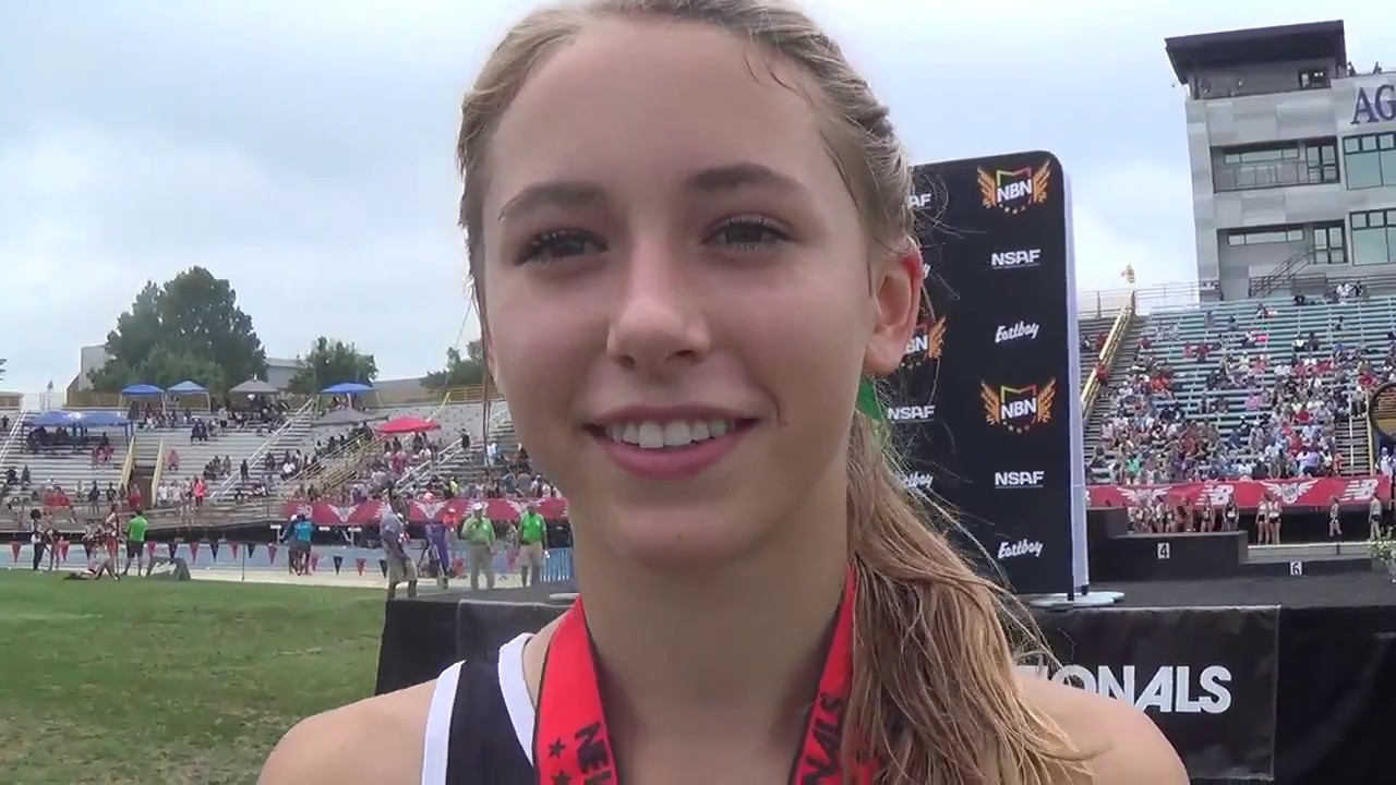 Taylor Ewert interview after winning 2017 NBNO 3k Racewalk - YouTube