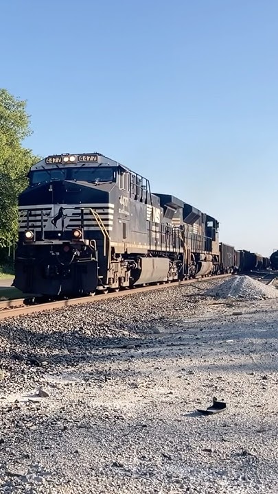 NS 4477 leading NS 61C at Leesburg Indiana - YouTube