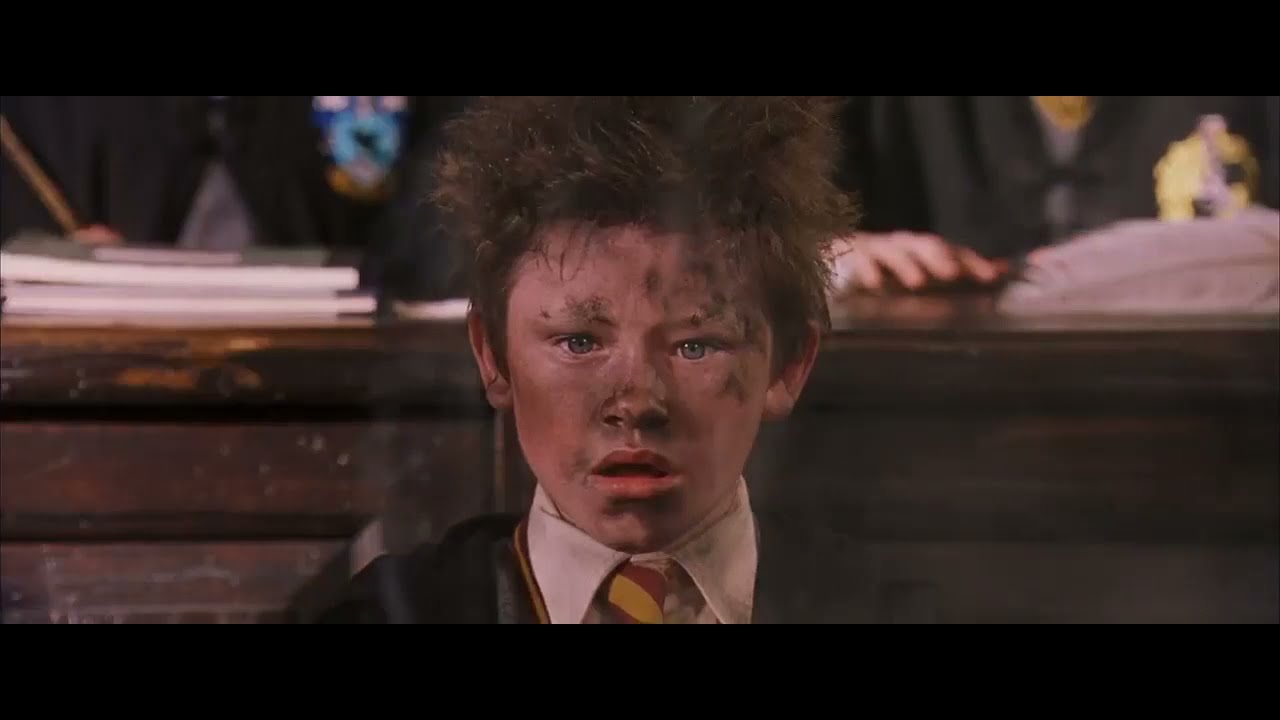 "Wingardium leviosa" scene - YouTube