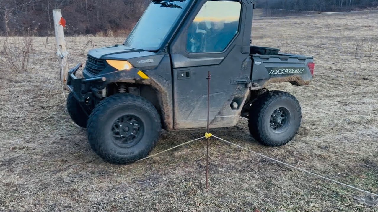 UTV vs Wire gate - YouTube