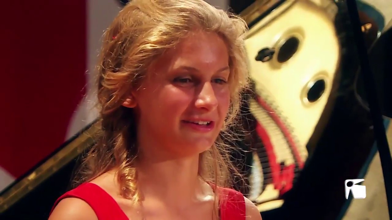 Portes Obertes - CONCERT PIANO - Olga Popova - YouTube